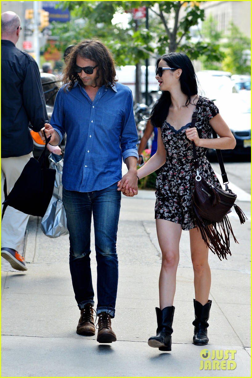 Krysten Ritter Holds Hands with New Boyfriend Adam Granduciel!: Photo ...