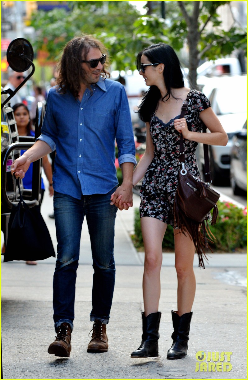Krysten Ritter Holds Hands with New Boyfriend Adam Granduciel!: Photo ...