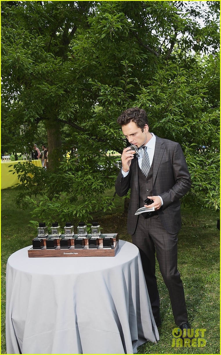 Sebastian Stan Sure Knows How to Wear a Suit!: Photo 3171649 ...