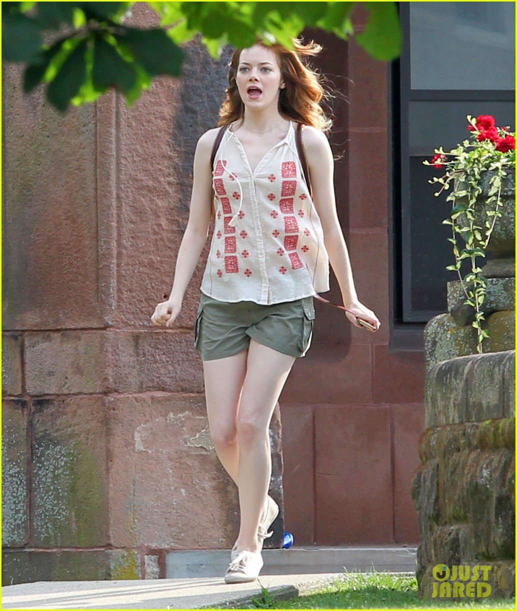 Emma Stone Looks Like She's About to Have a Fit for Untitled Woody ...
