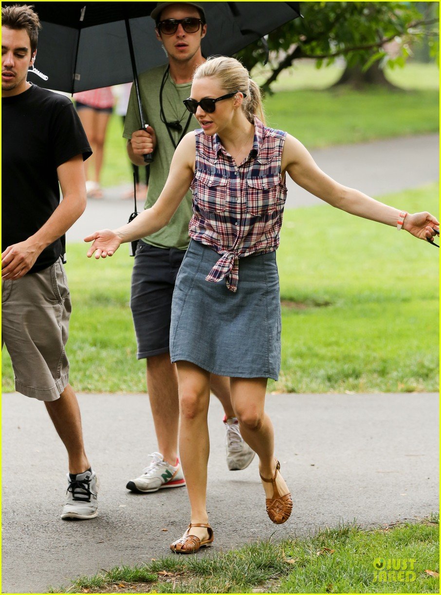 Mark Wahlberg & Amanda Seyfried Wrap First Week of 'Ted 2' Filming ...