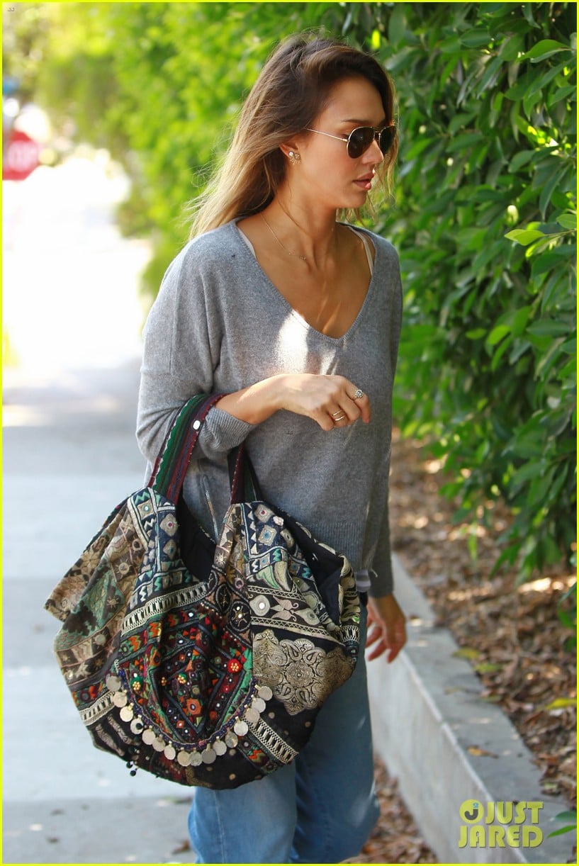 Jessica Alba Uses Fashion to Bring Back the 90s!: Photo 3188281 ...