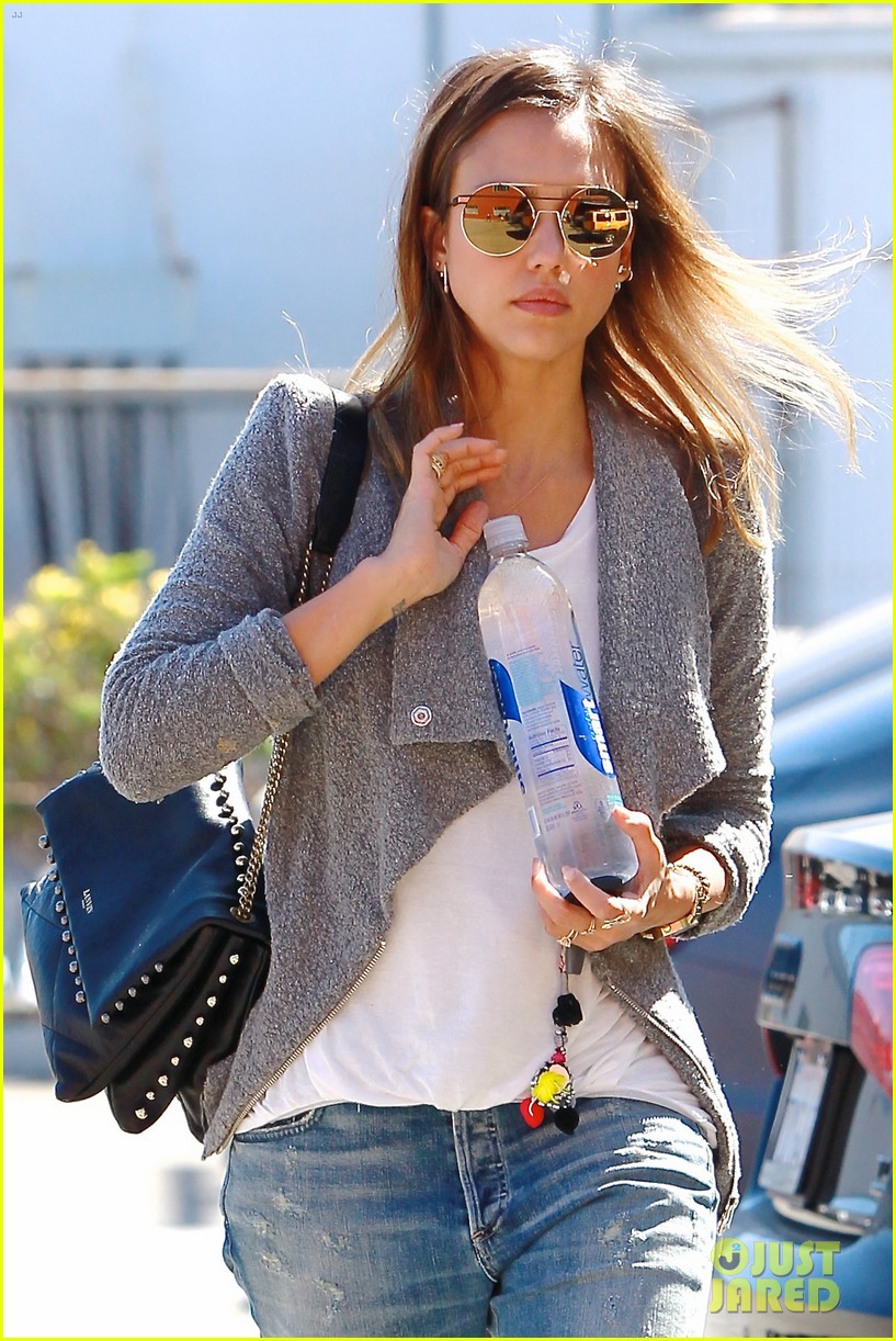 Jessica Alba Continues to Build Up Her $1 Billion Honest Company: Photo ...
