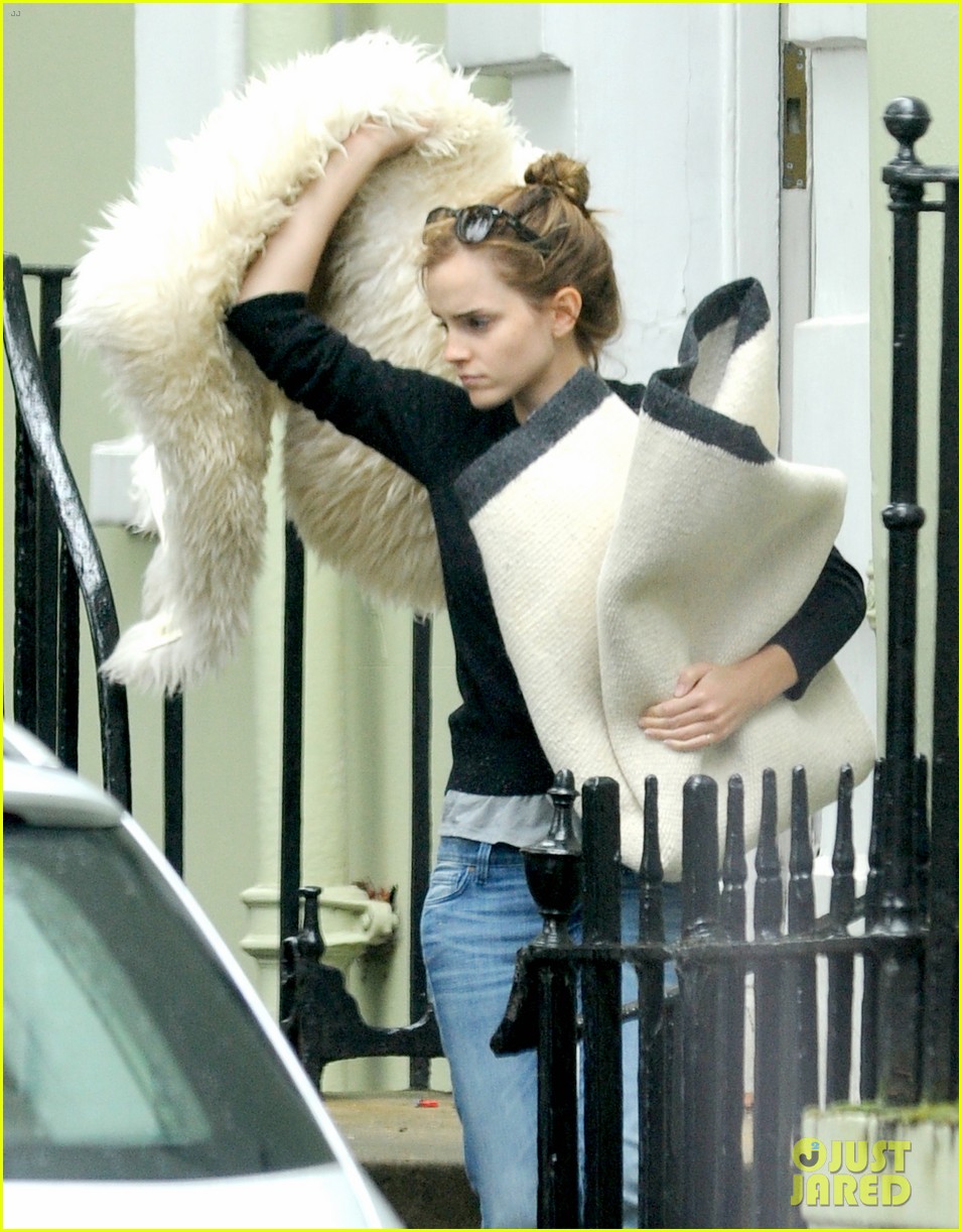 Emma Watson & Boyfriend Matthew Janney Moved in Together?: Photo ...