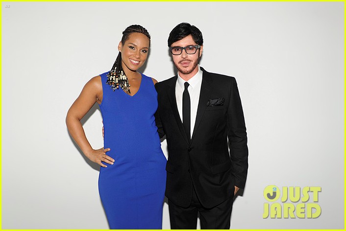 Toni Garrn & Taylor Schilling Celebrate Nars During NYFW!: Photo ...