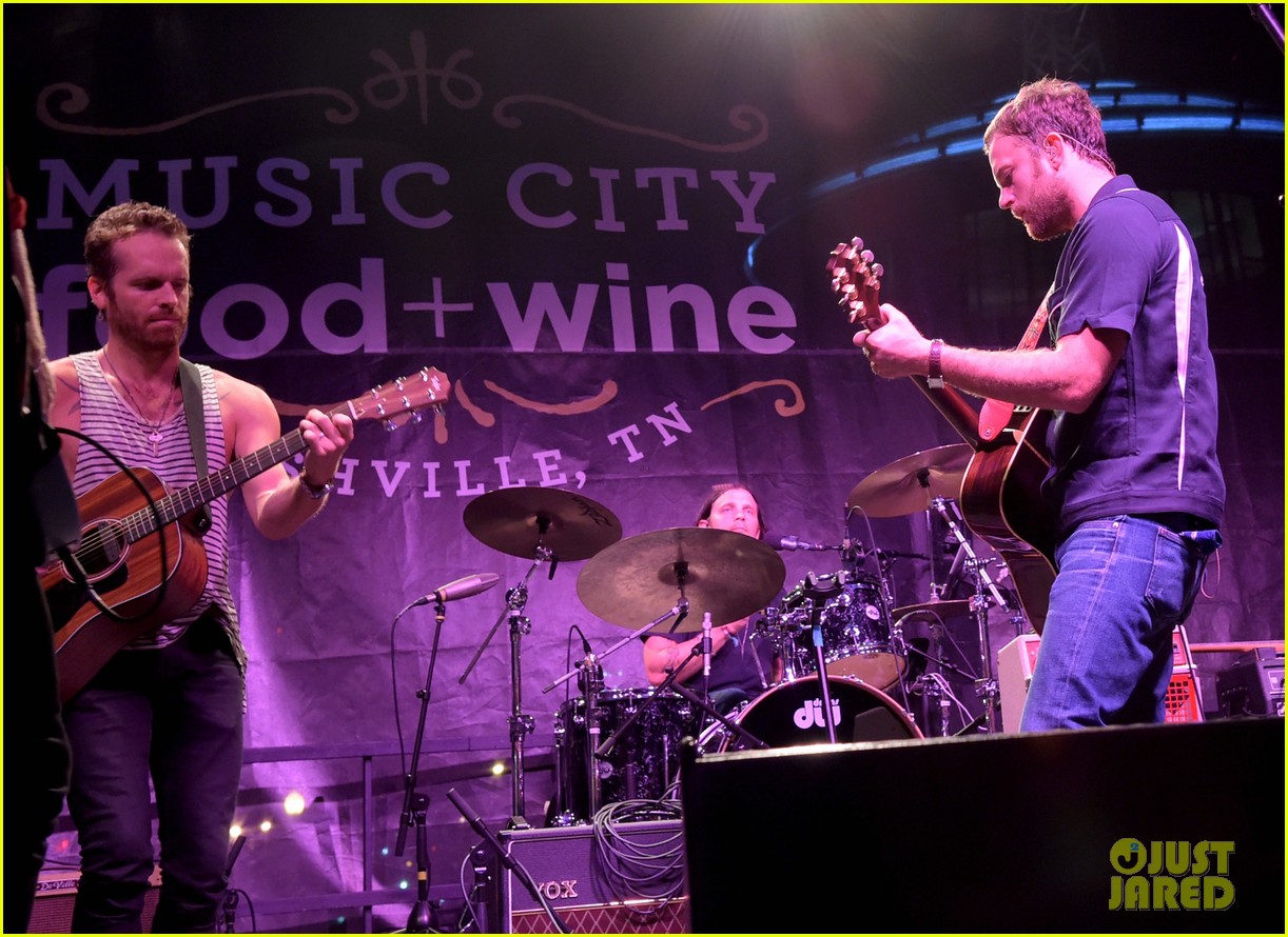 Pregnant Hayden Panettiere Has Fun at Food & Wine Festival After Nude ...