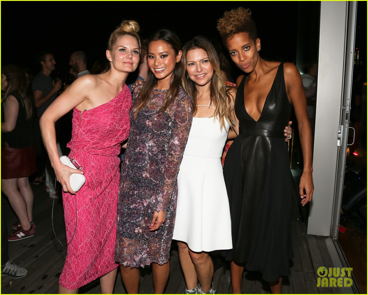 Jamie Chung & Taryn Manning Love Their 'Lela Rose' at NYFW: Photo ...