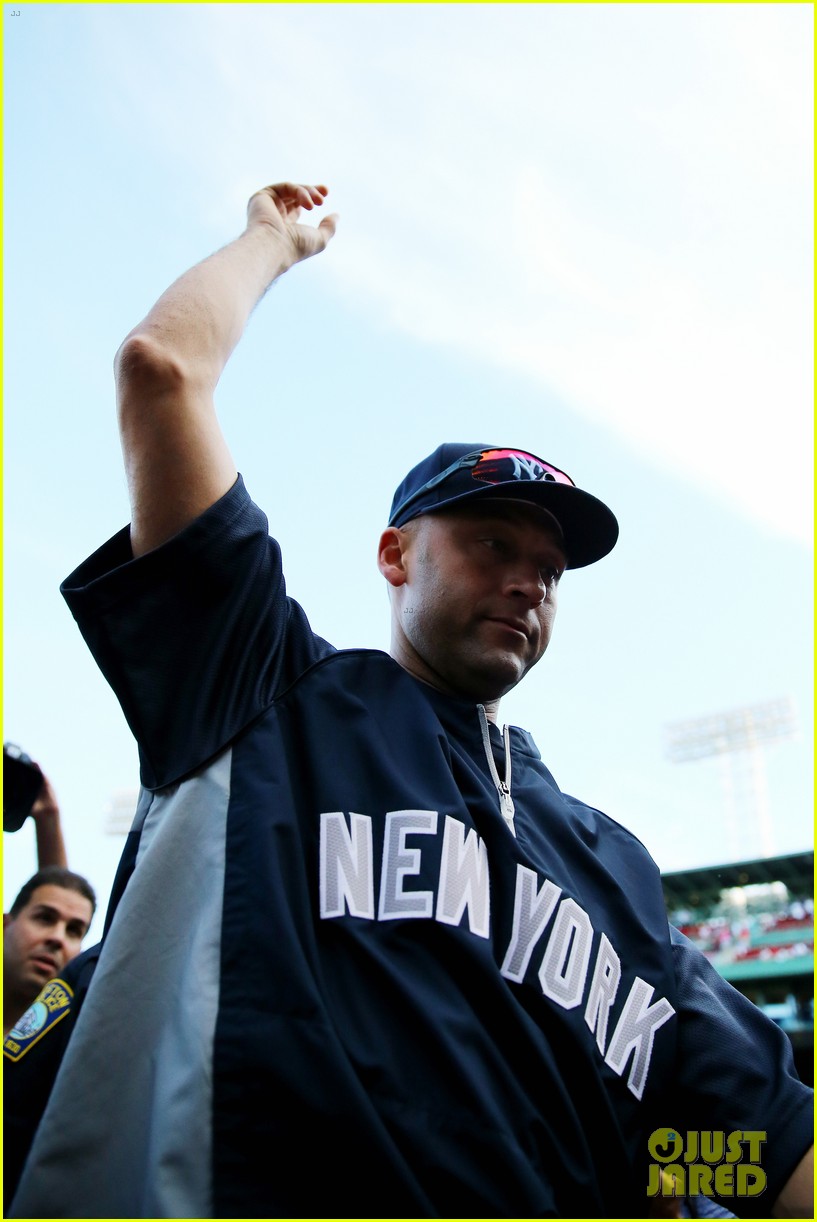 Derek Jeter Plays Final Career Game with Yankees - See the Pics!: Photo ...