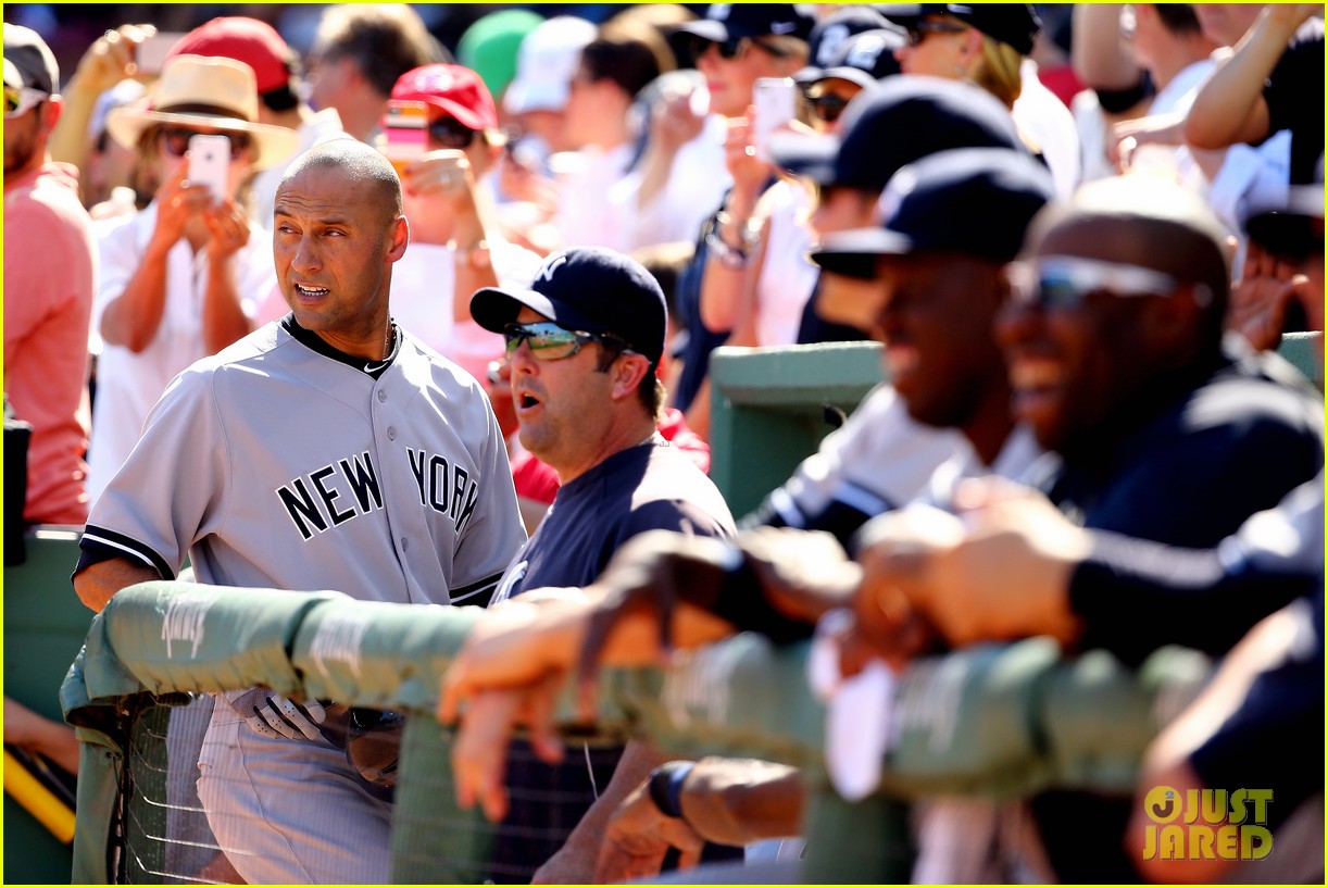 Derek Jeter Plays Final Career Game with Yankees - See the Pics!: Photo ...