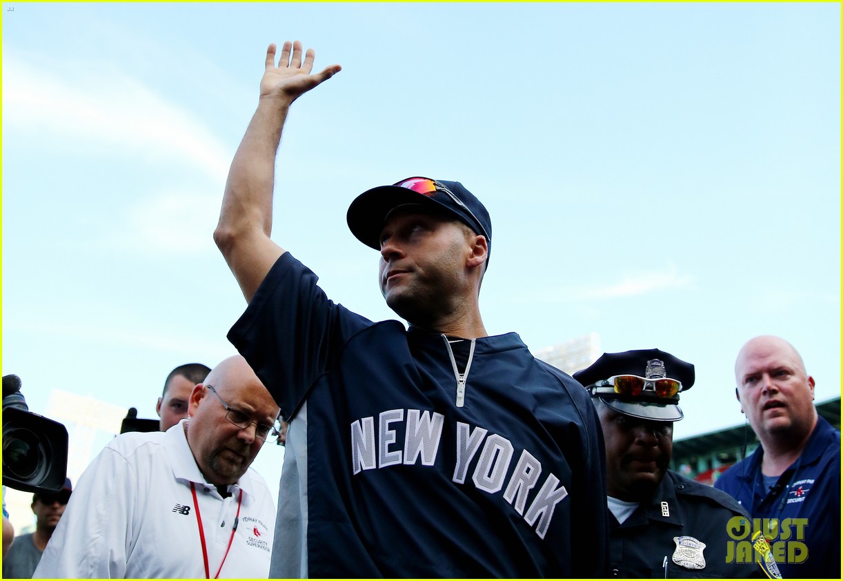 Derek Jeter Plays Final Career Game with Yankees - See the Pics!: Photo ...