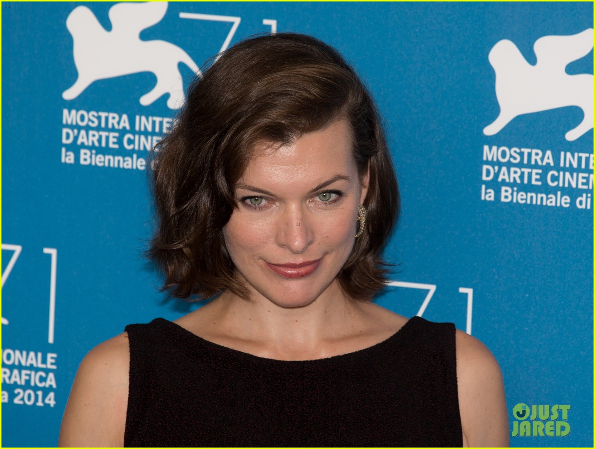 Milla Jovovich Cradles Baby Bump at 'Cymbeline' Venice Film Festival ...