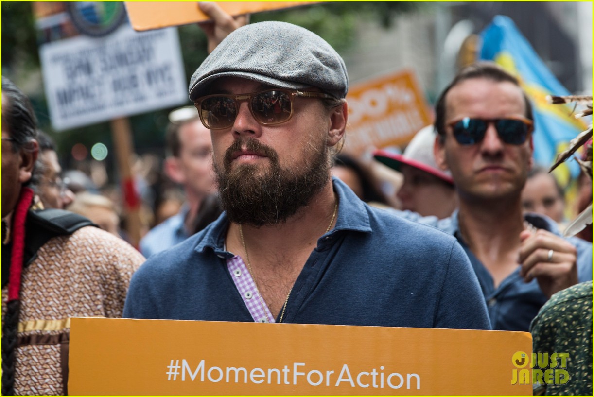 Leonardo DiCaprio & Mark Ruffalo March for Climate Change: Photo ...