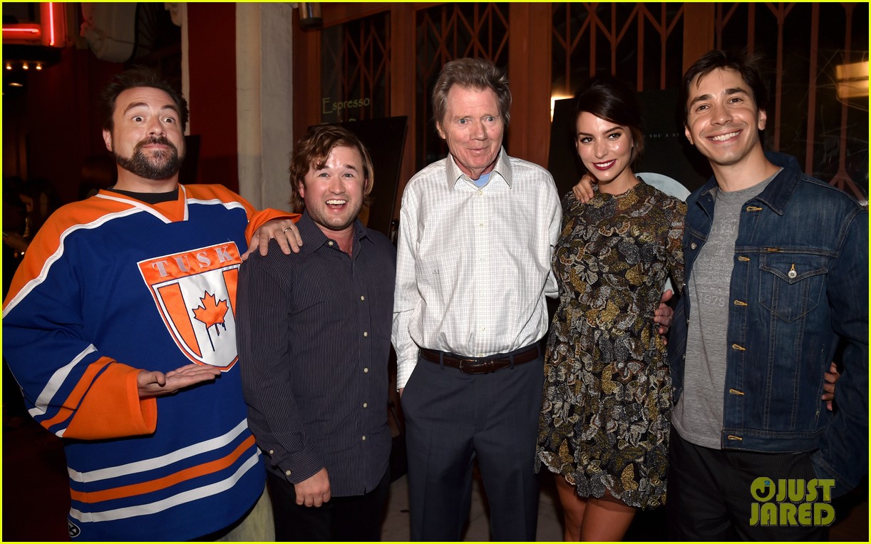 Justin Long & Haley Joel Osment Keep It Casual for 'Tusk' Los Angeles ...