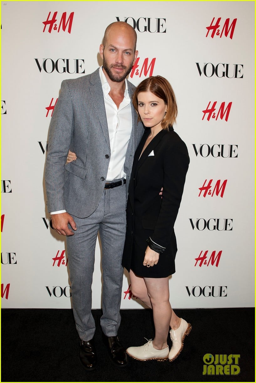 Kate Mara & Stylist Johnny Wujek Unveil Windows for H&M!: Photo 3189421 ...