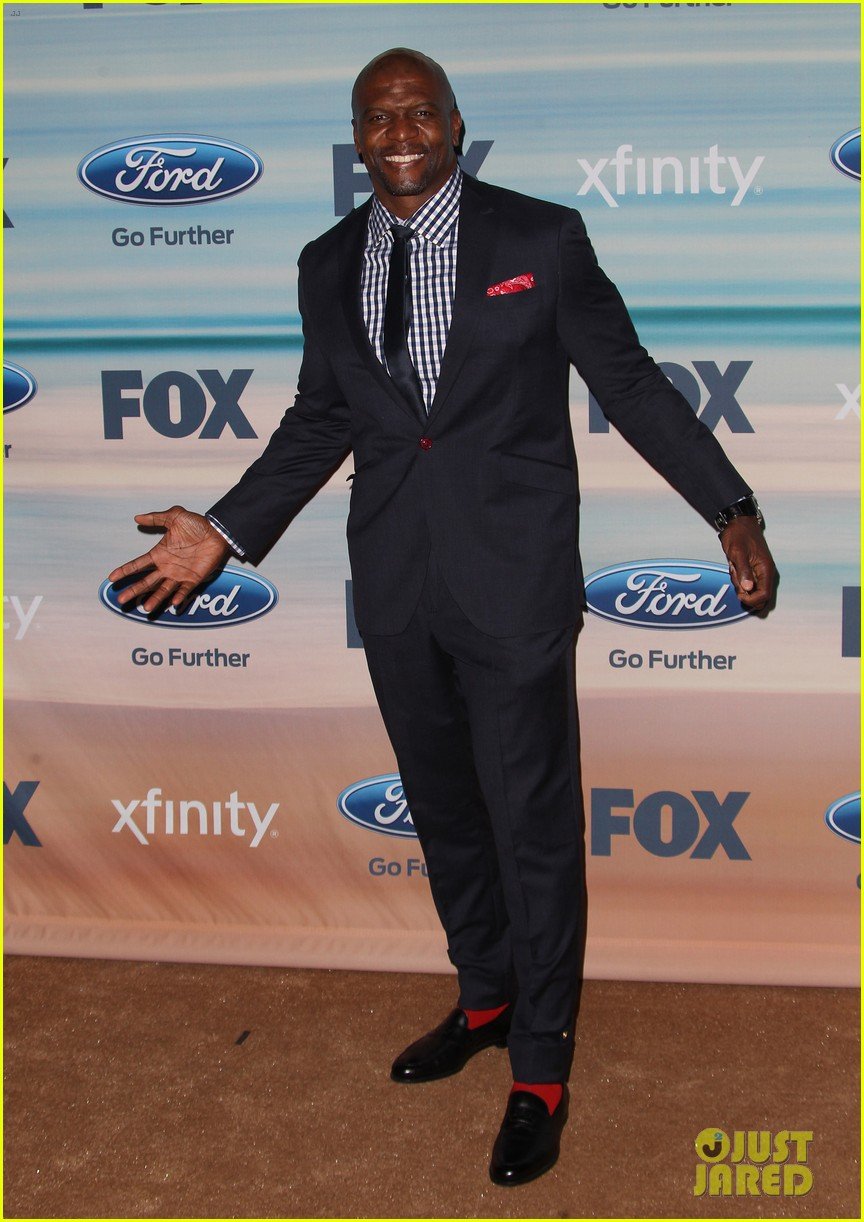 Ben McKenzie & Andy Samberg Are Handsome Fellas at Fox's Fall Eco ...