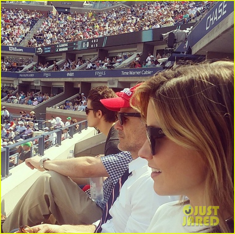 Paul Wesley & Nina Dobrev Hit the U.S. Open with Sophia Bush: Photo ...