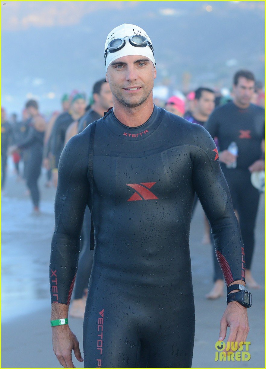 Geoff Stults & Colin Egglesfield Go Shirtless at Nautica Triathlon ...
