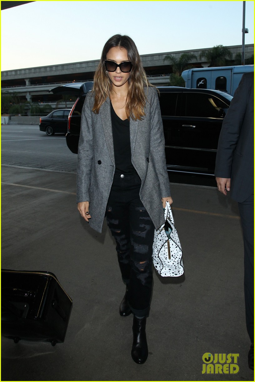 Jessica Alba Supports Designer Tory Burch in Texas: Photo 3216344 ...