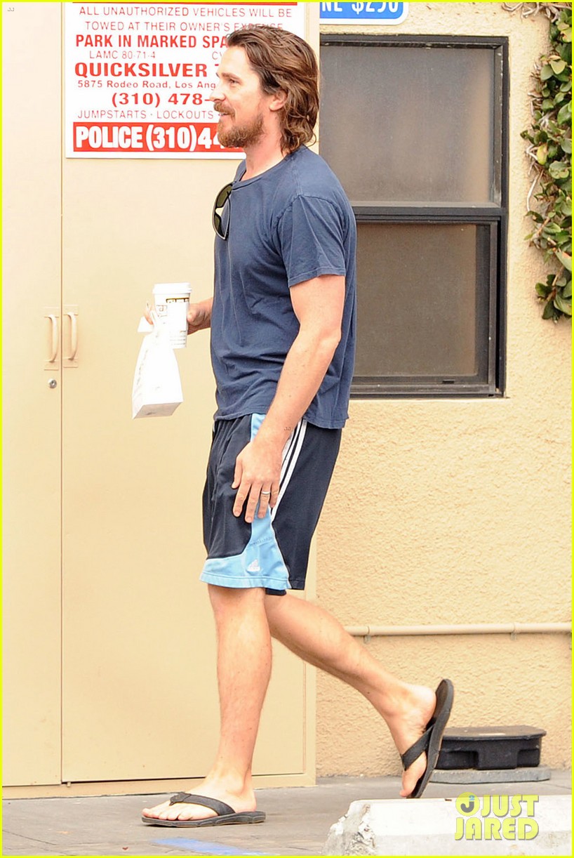 Christian Bale Viewed 60 Pound Weight Loss as a 'Challenge': Photo ...