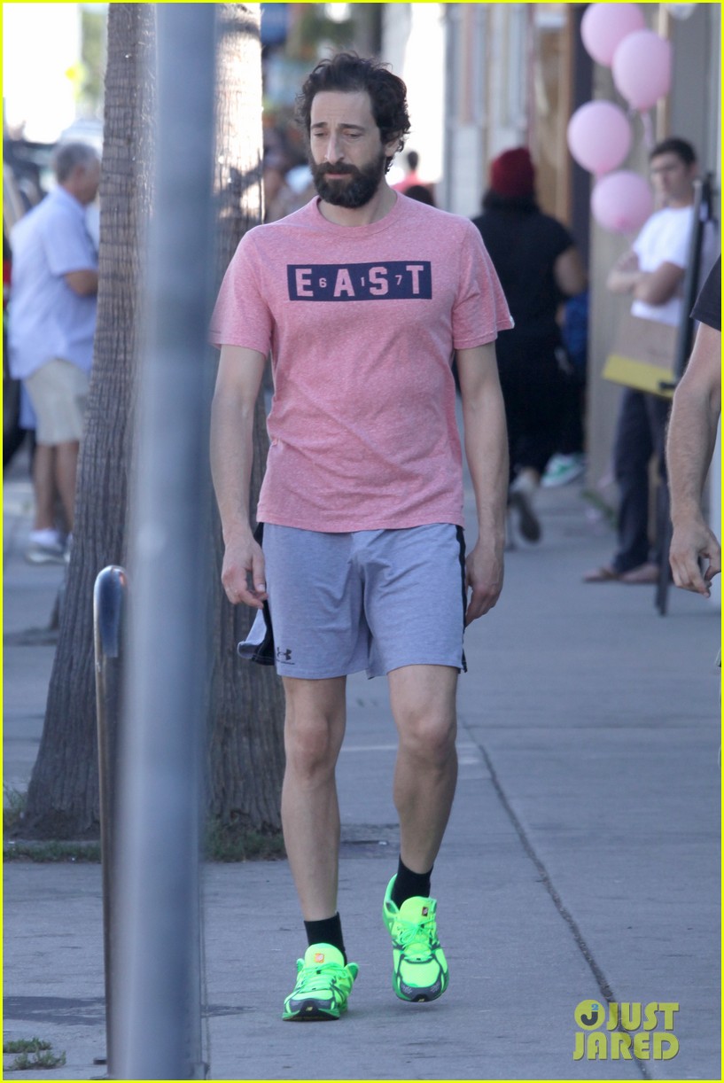 Photo: adrien brody scruff beard 08 | Photo 3228112 | Just Jared