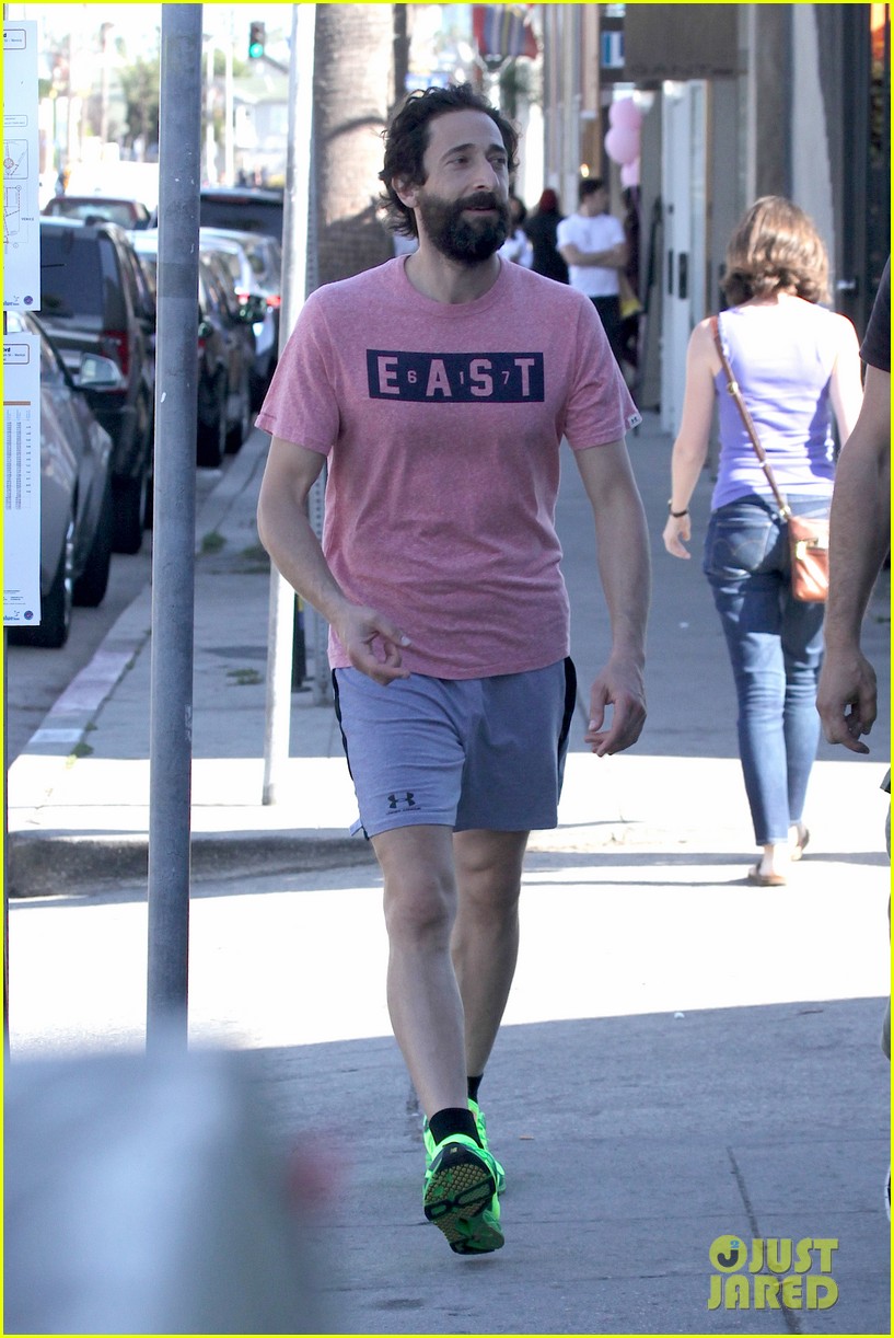 Photo: adrien brody scruff beard 18 | Photo 3228122 | Just Jared