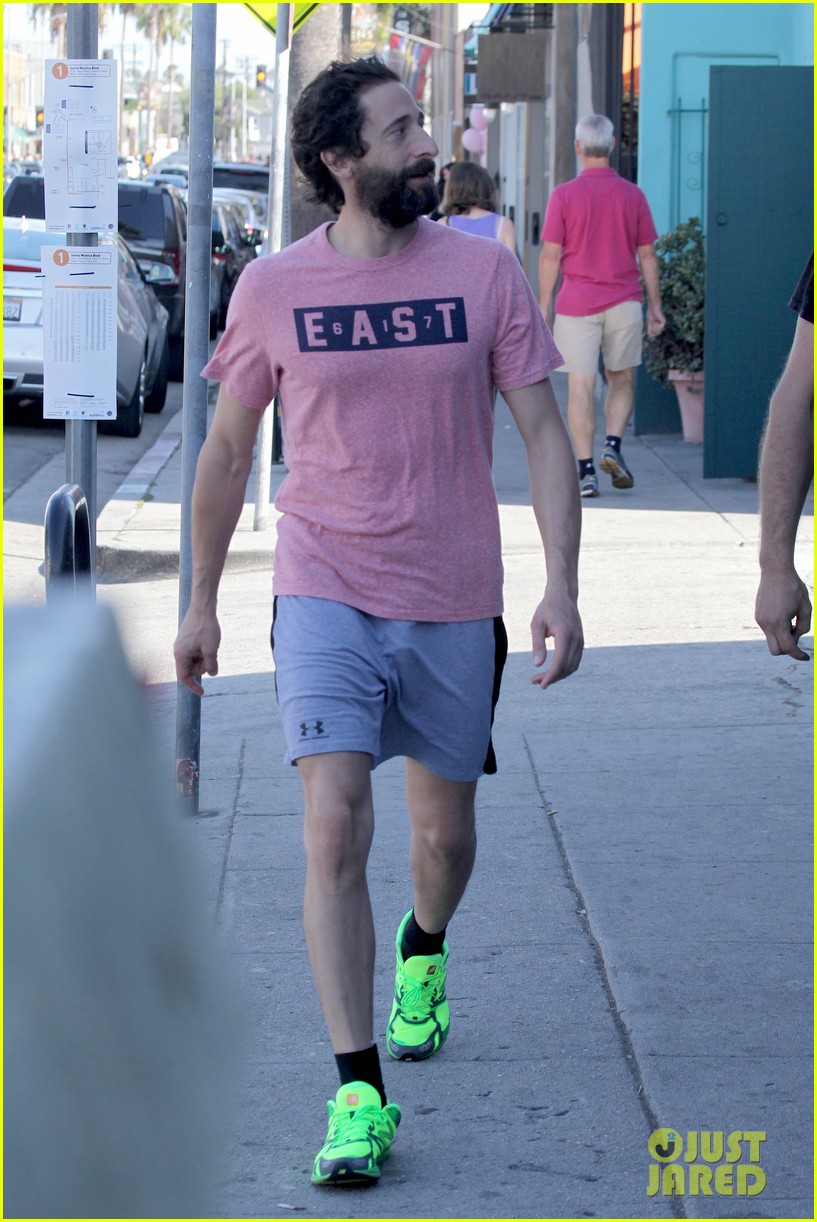 Adrien Brody & His Scruff Are Definitely Ready for No-Shave November ...