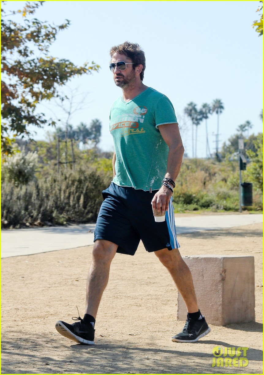 Gerard Butler Says It's Important to Have Strong Men as Role Models ...