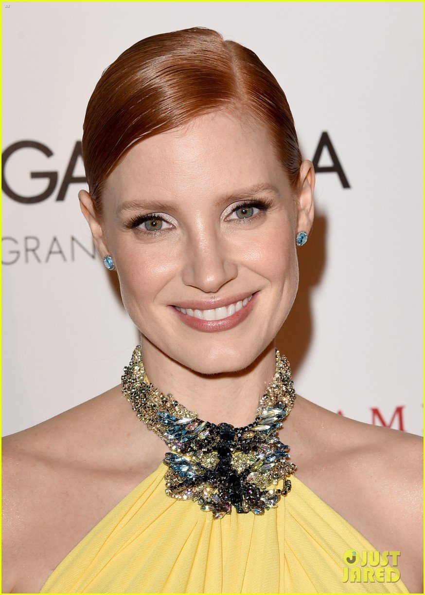 Anne Hathaway & Jessica Chastain Rep 'Interstellar' at American ...