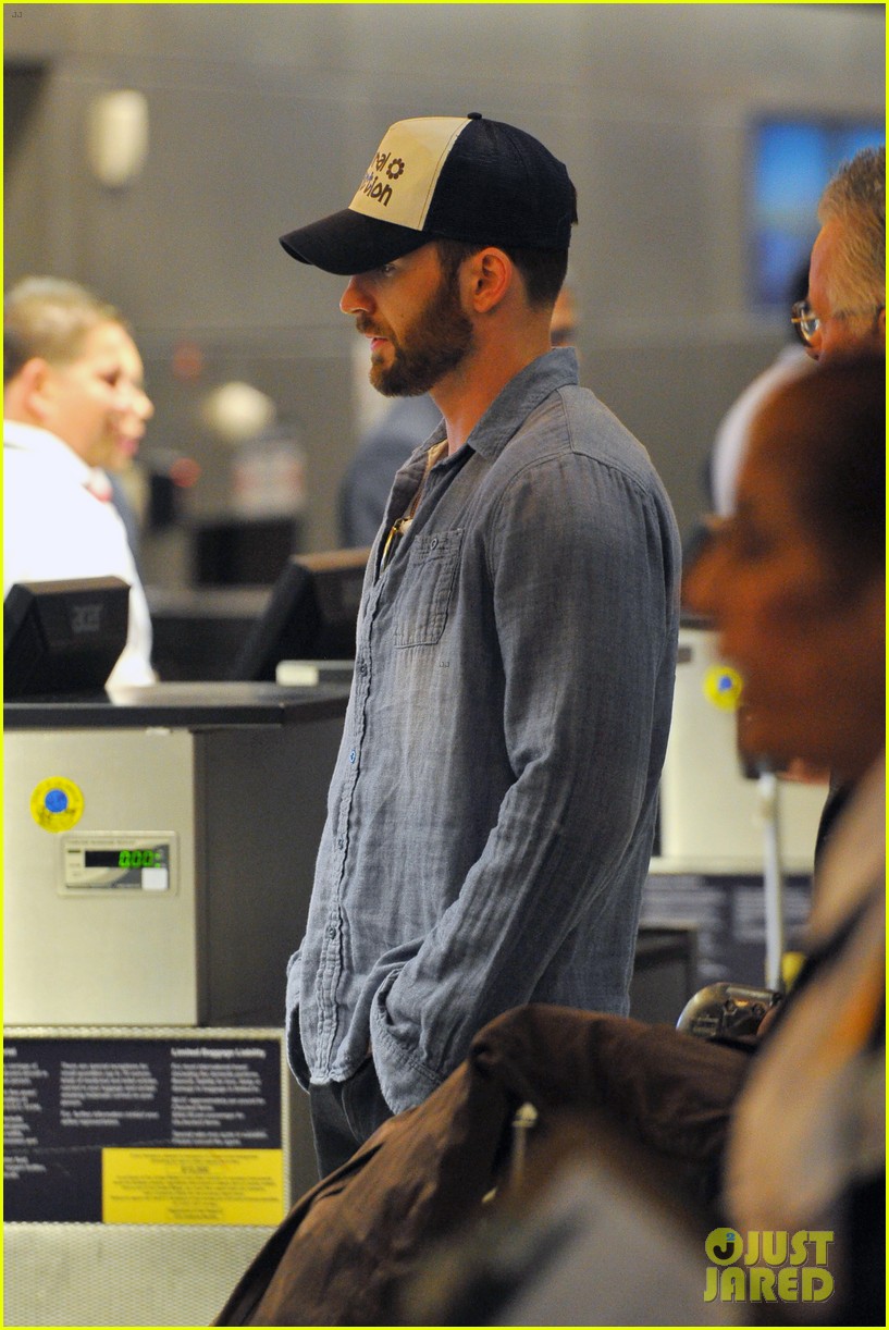 Chris Evans & Minka Kelly Spotted Out Together - Are the Former Exes ...