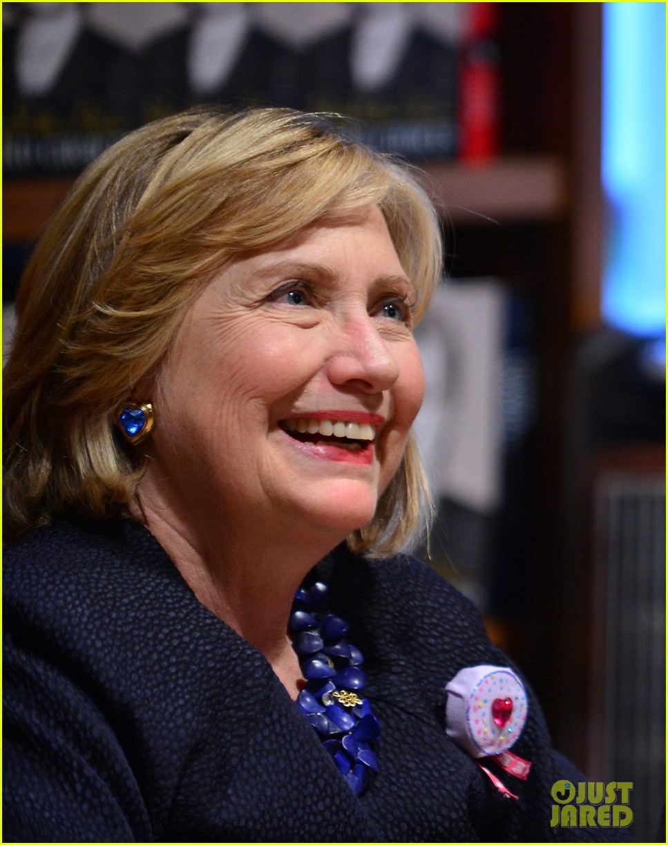 Hillary Clinton Gets Back to Work After Becoming a Grandma!: Photo ...