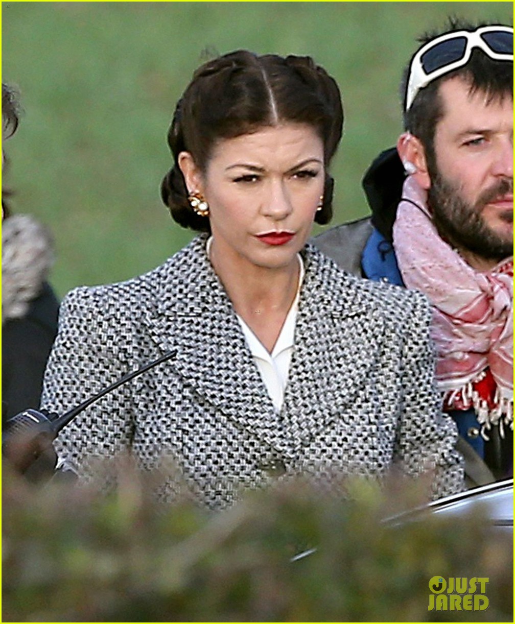 Catherine Zeta-Jones Wears Purple Hairnet for 'Dad's Army': Photo ...
