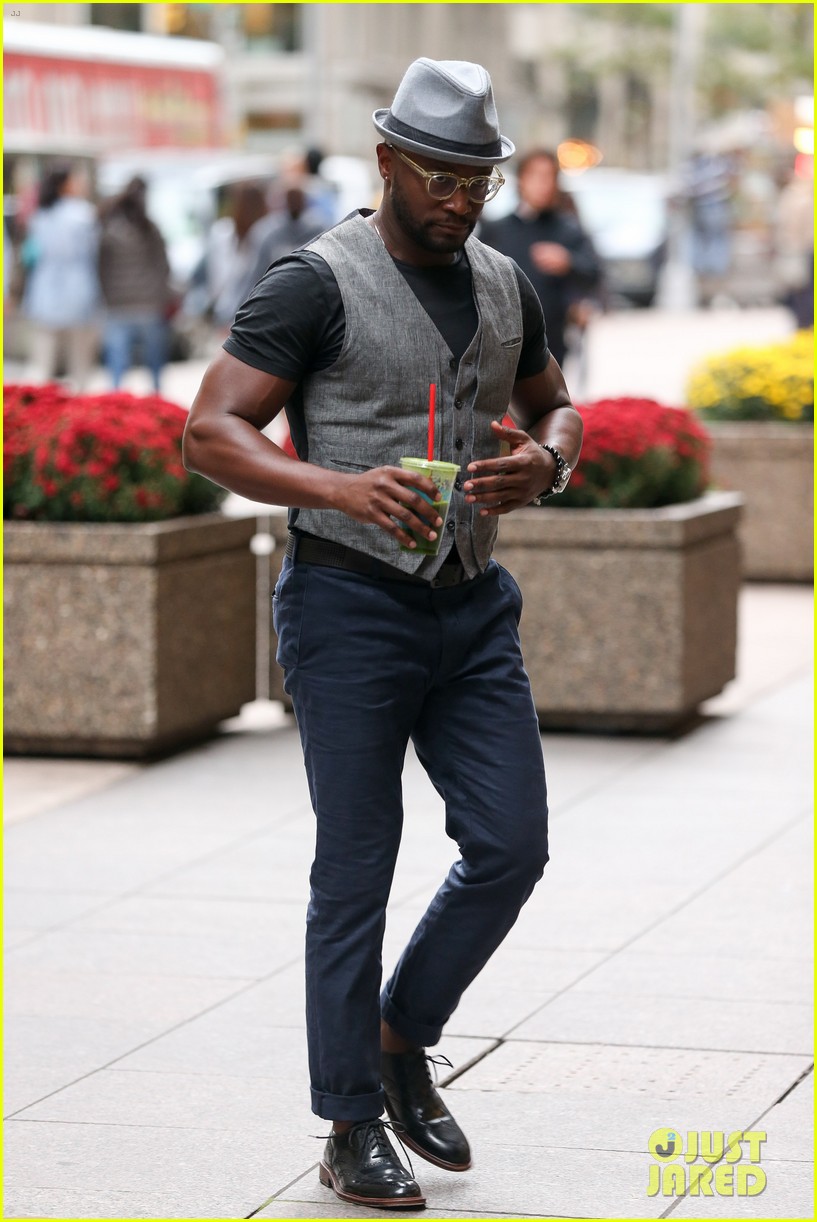 Taye Diggs Runs Into Nicole Scherzinger at SiriusXM Radio: Photo ...