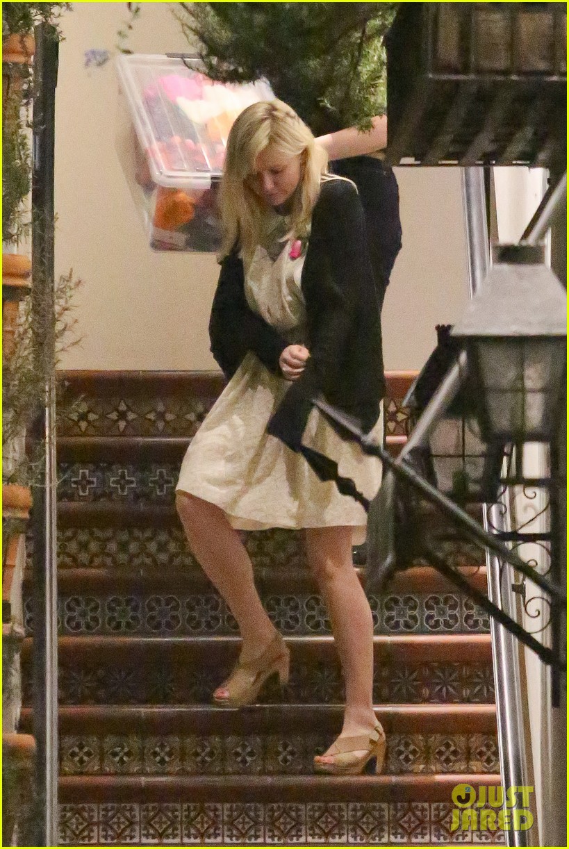 Kirsten Dunst Heads to a Dinner Meeting with Kate Mulleavy!: Photo ...