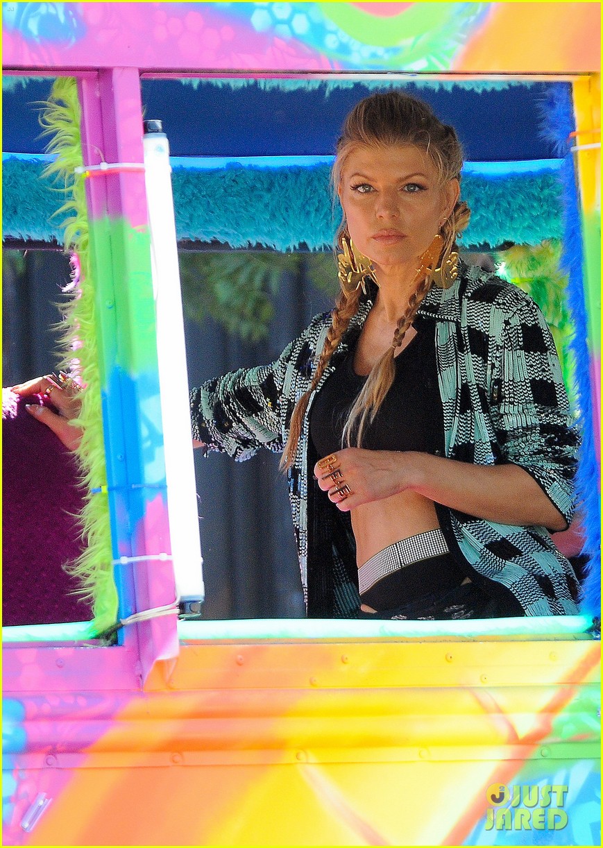 Fergie Parties on a Bus for 'L.A. Love (La La)' Music Video Shoot ...
