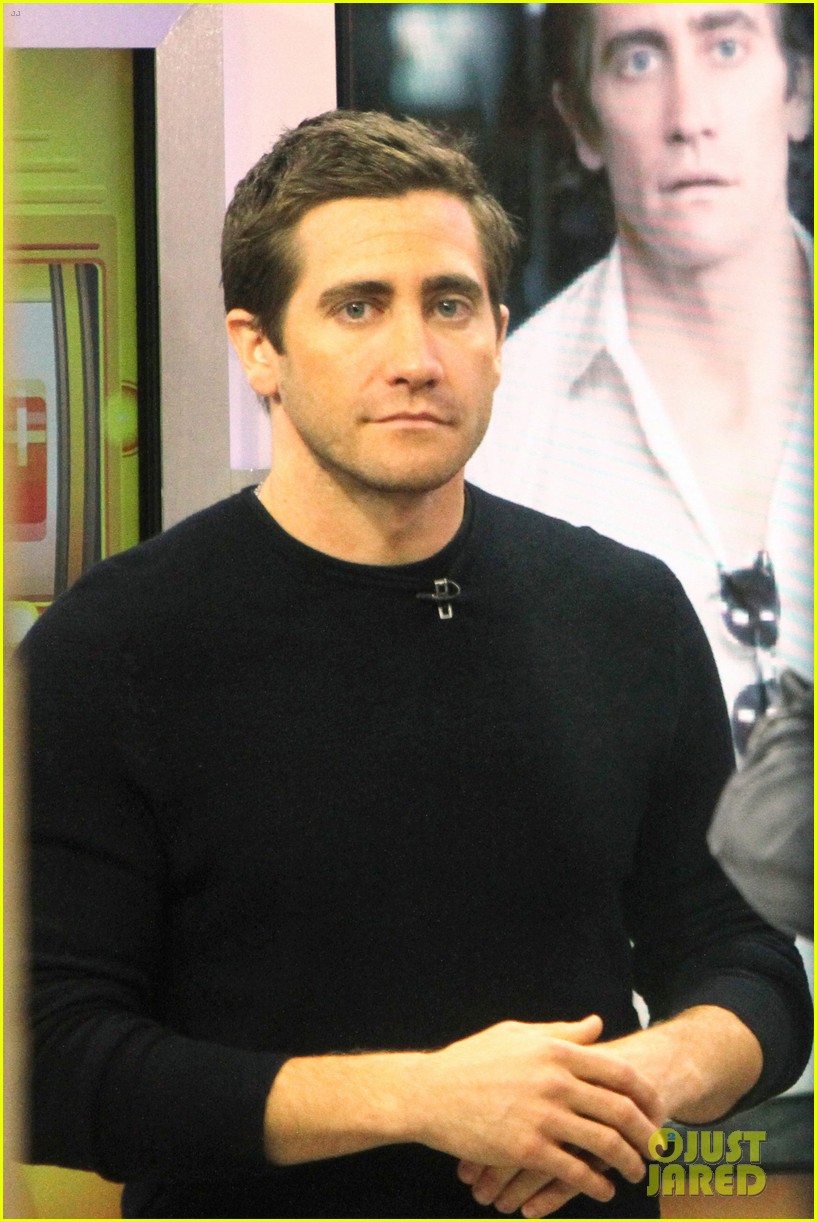 Jake Gyllenhaal Goes From Happy to Sad in One Day: Photo 3226937 | Jake ...