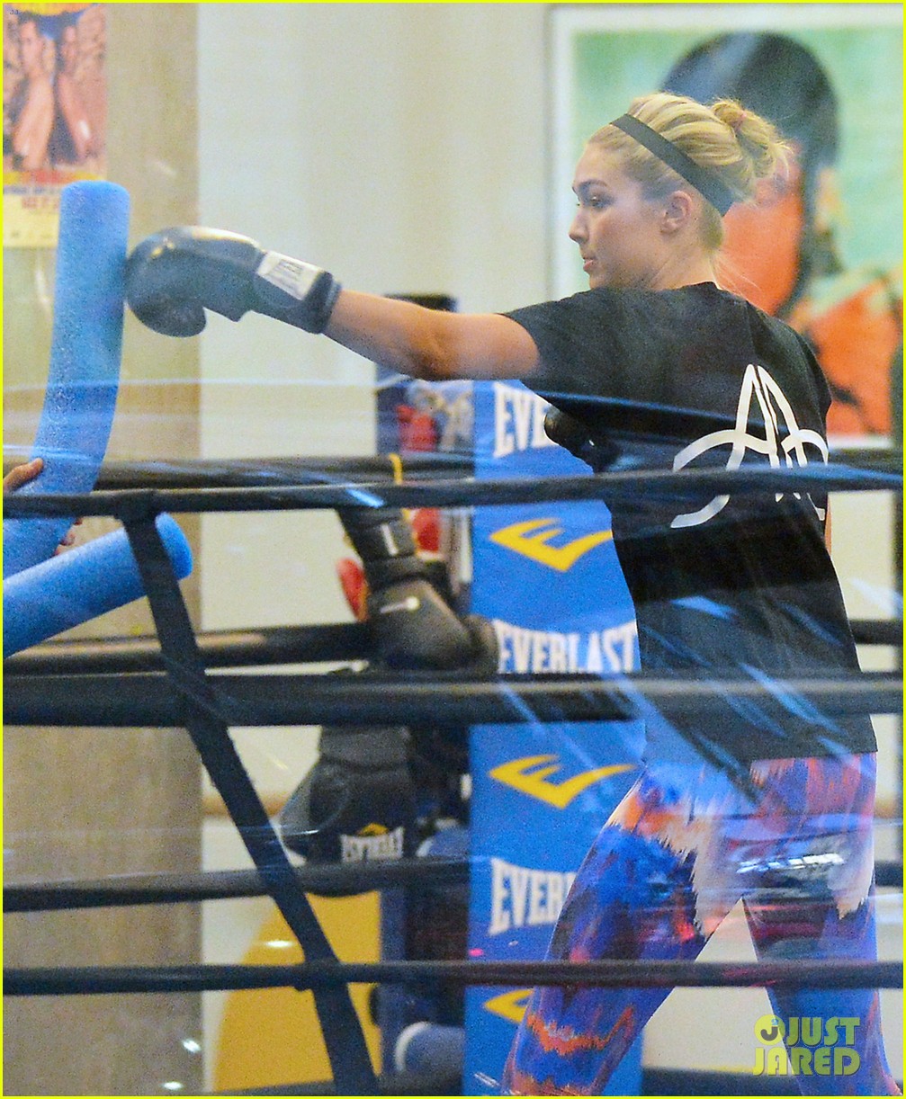Gigi Hadid Puts Her Energy Into Boxing Workout: Photo 3216599 | Photos ...