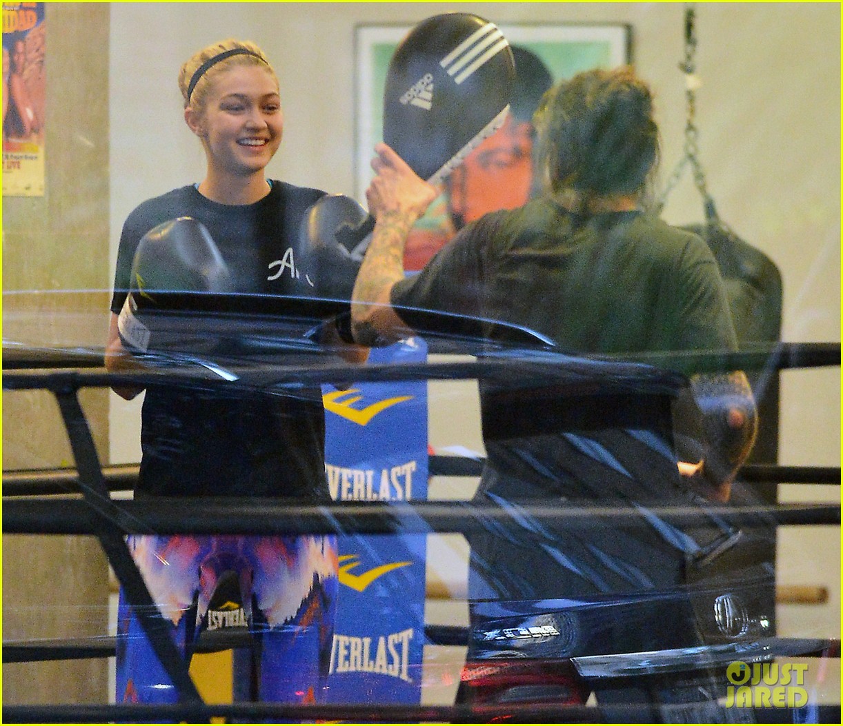 Gigi Hadid Puts Her Energy Into Boxing Workout: Photo 3216604 | Photos ...