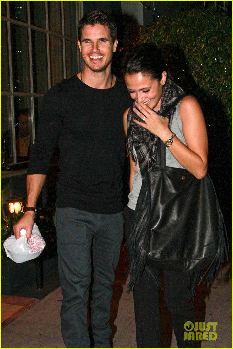 Engaged Couple Robbie Amell & Italia Ricci Make It An Italian Dinner ...