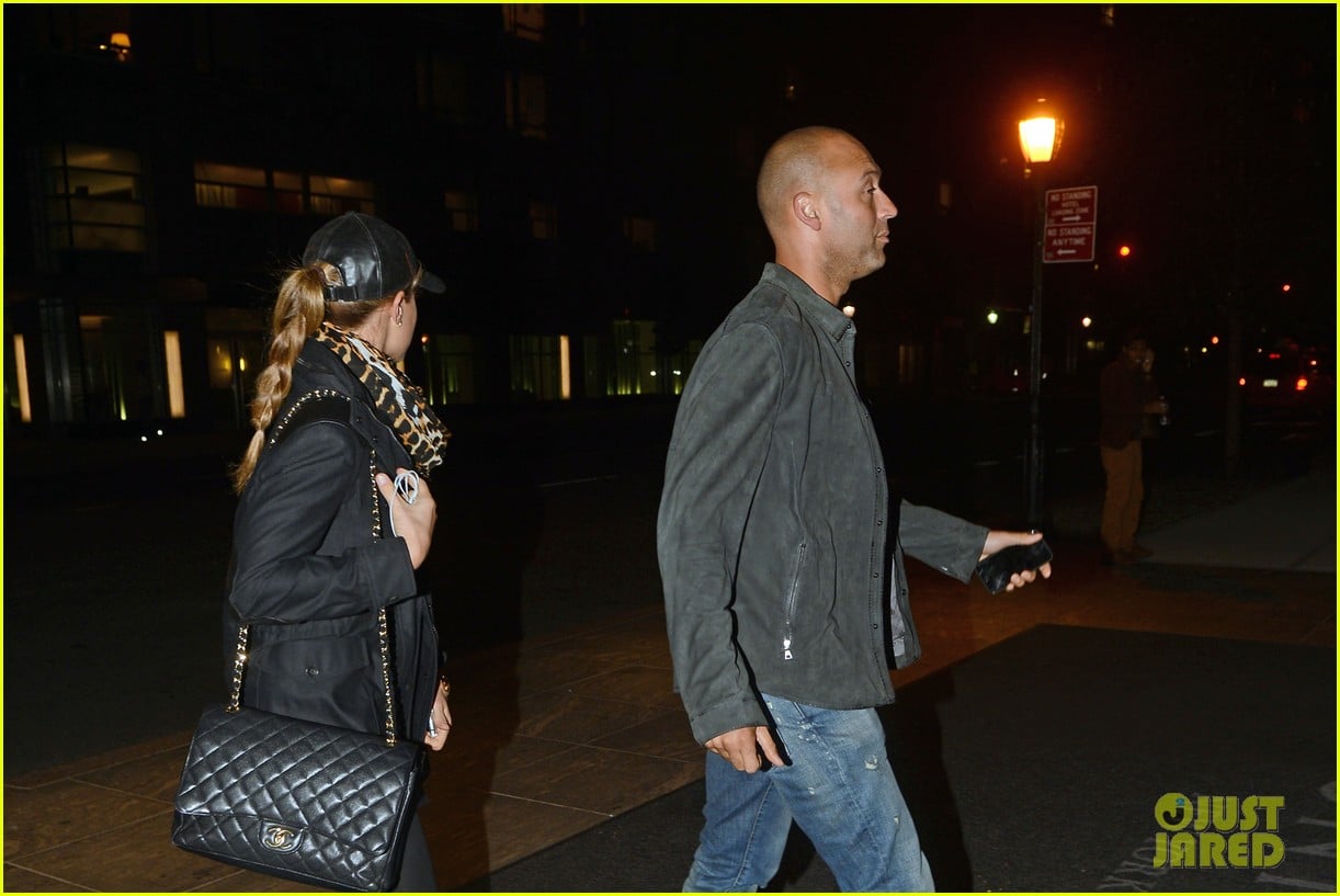 Derek Jeter & Hannah Davis Shoot Down Long Island Wedding Rumors By ...