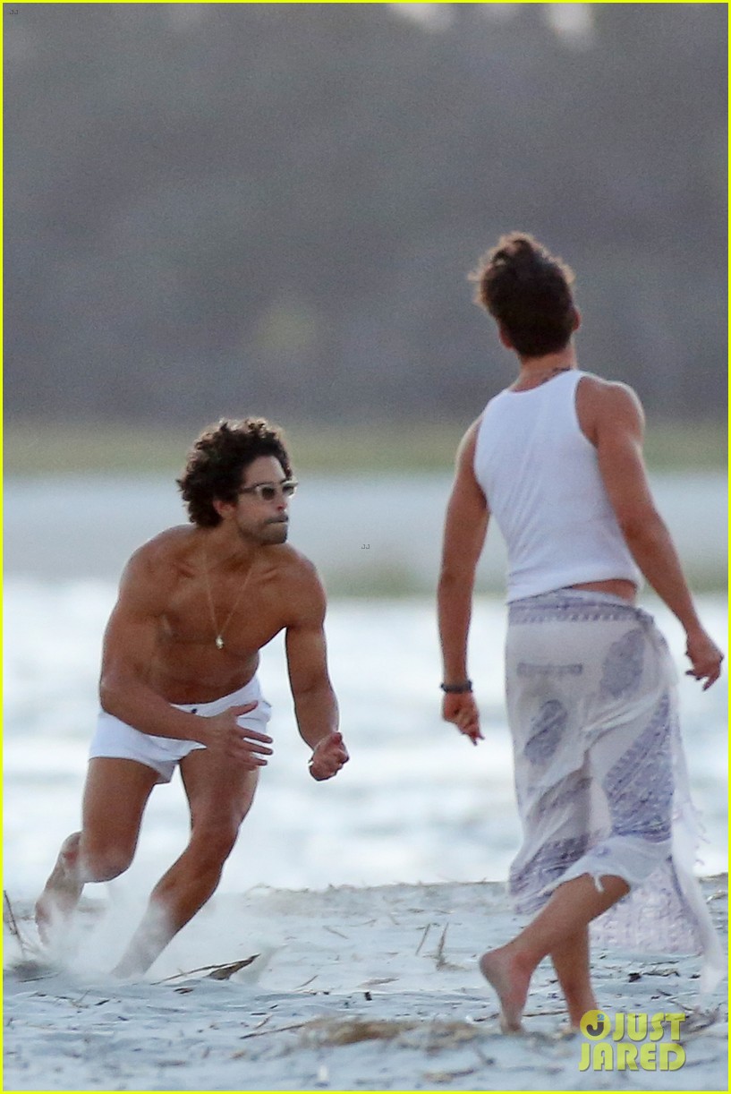 Joe Manganiello & Matt Bomer Show Off Buff Bods in 'Magic Mike XXL' Beach Football Scenes: Photo ...