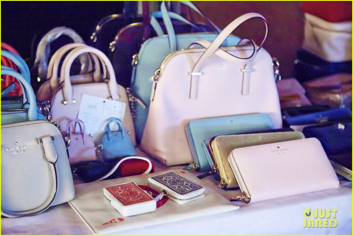 Anna Kendrick: Go Behind-The-Scenes Of Her 'kate spade new york ...