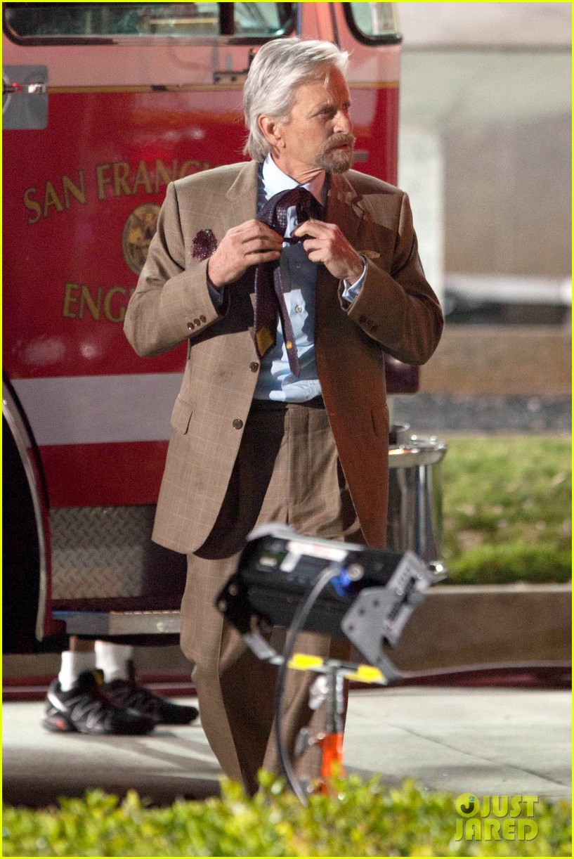 Evangeline Lilly Rocks Short Dark Bob for 'Ant-Man' Filming: Photo ...