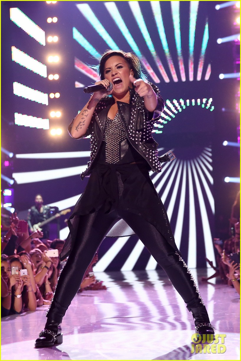 Demi Lovato Gets Support from Boyfriend Wilmer Valderrama at Vevo ...