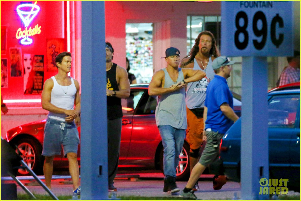 'Magic Mike XXL' Guys Film Nightclub Scenes at a Drag Revue: Photo ...