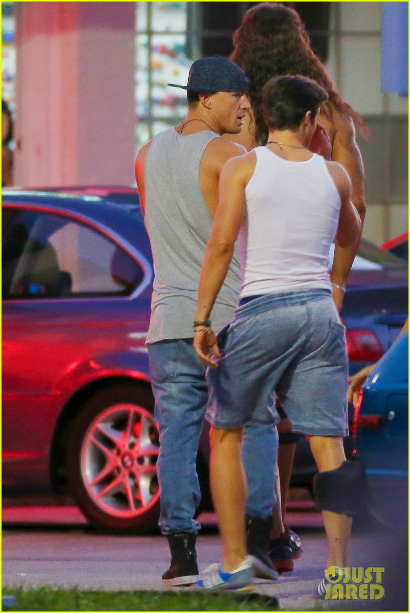 'Magic Mike XXL' Guys Film Nightclub Scenes at a Drag Revue: Photo ...