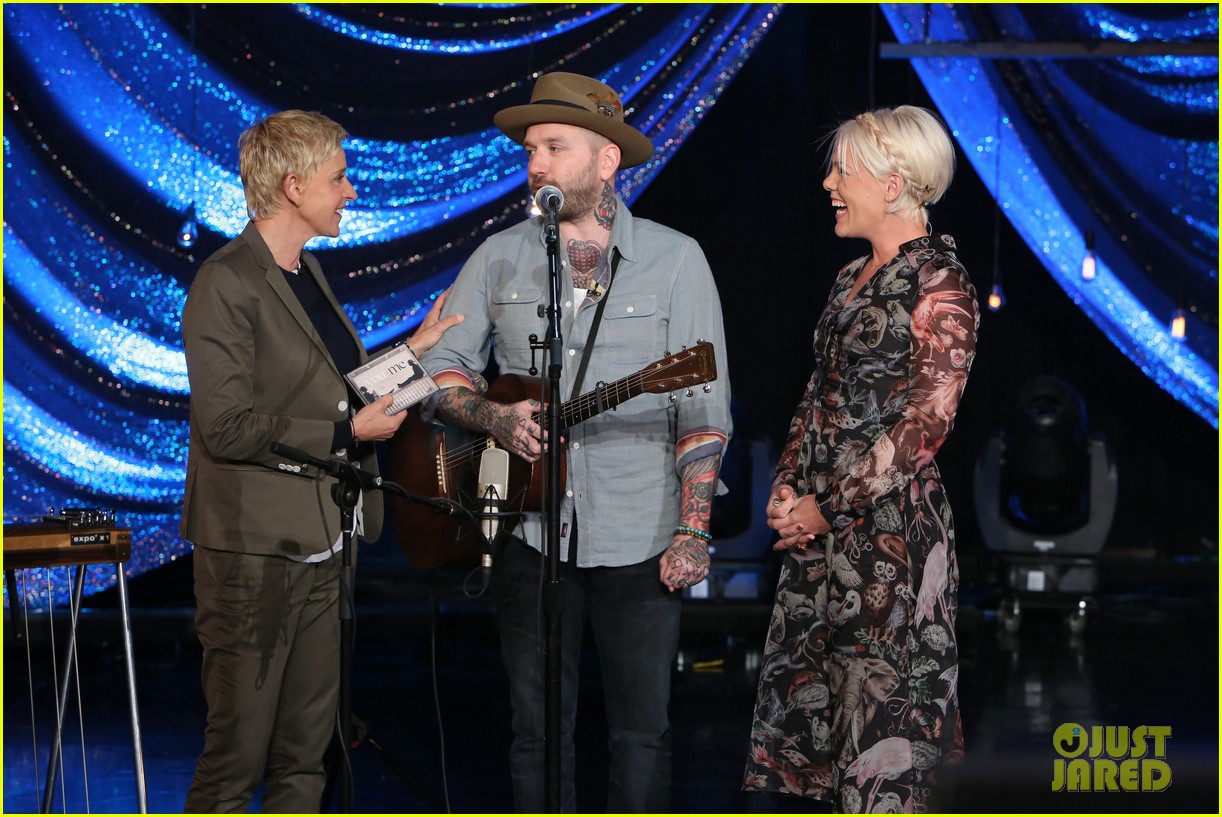 Teen Wolf's Tyler Posey Strips Down to His Underwear for Ellen's Dunk ...
