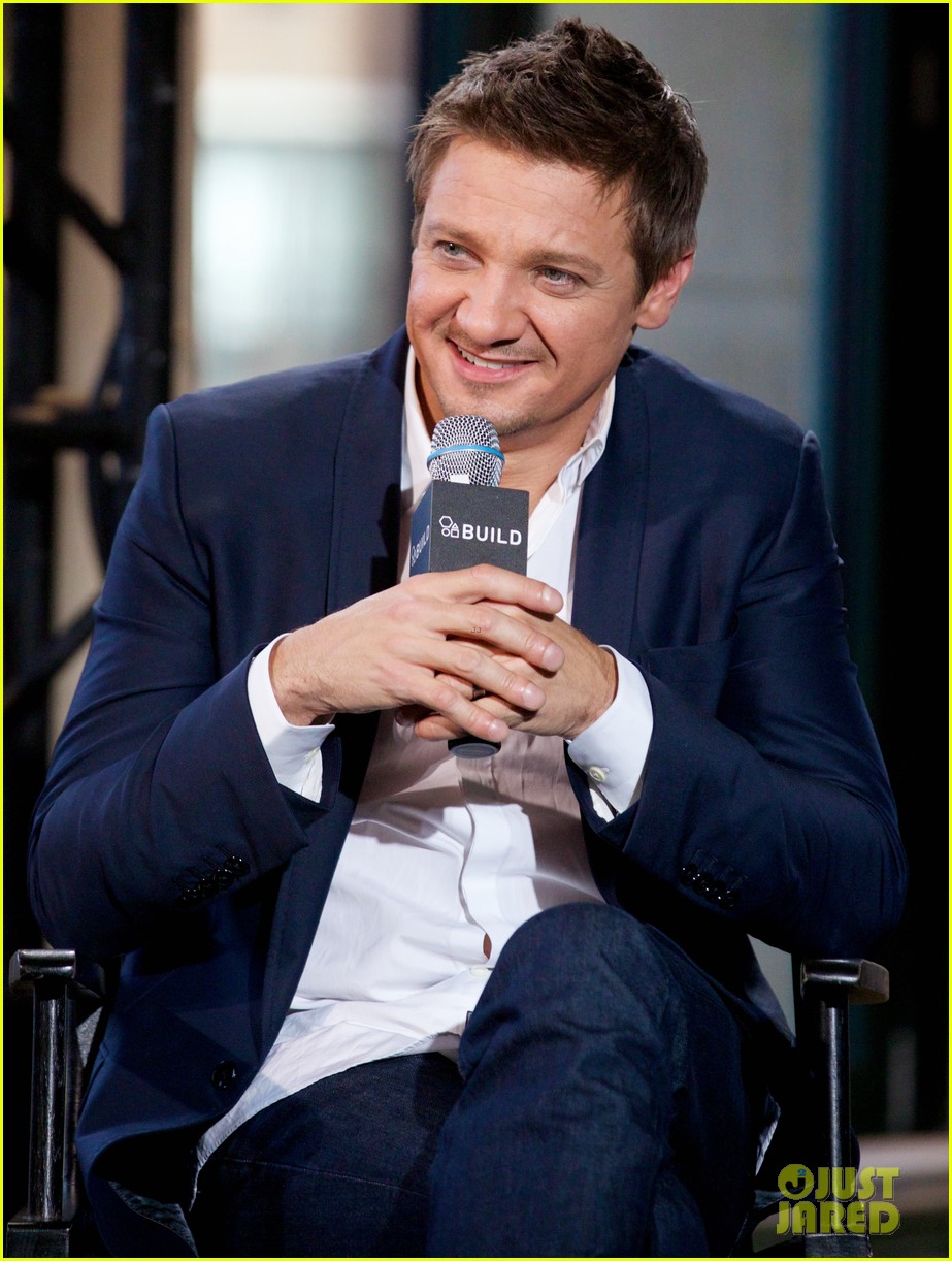 Jeremy Renner's Comments on Daughter Ava Berlin Melt Our Heart!: Photo ...