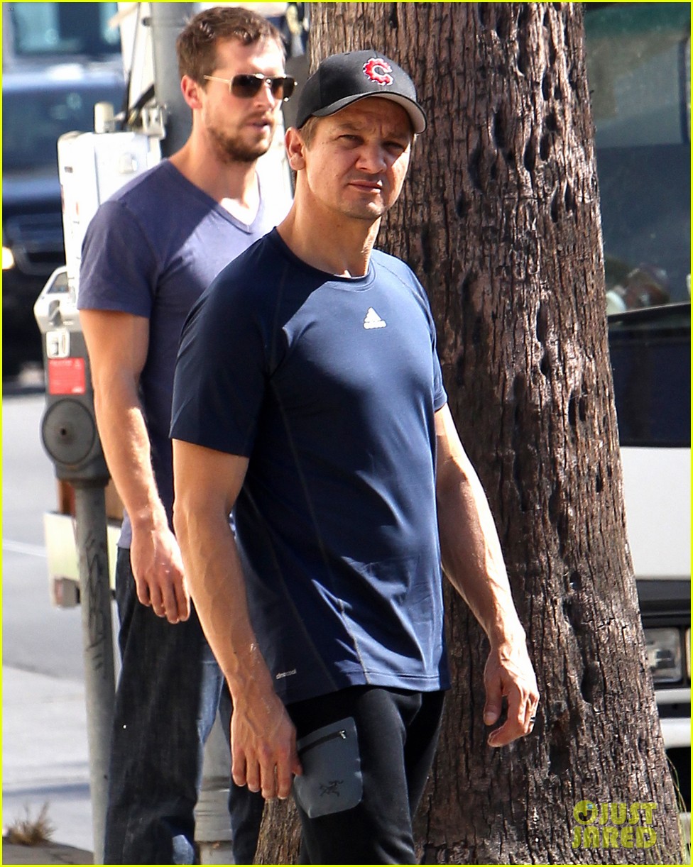 Jeremy Renner Gives His Thoughts on Retirement: Photo 3227507 | Jeremy ...