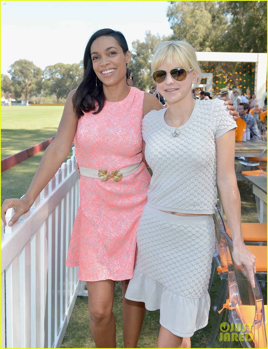 Rosario Dawson & Anna Faris Make it a Girls' Day at Polo Classic: Photo ...