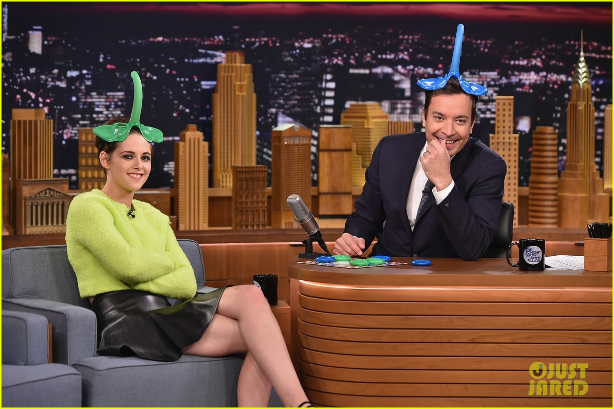 Kristen Stewart Plays 'Ring Around the Nosy' with Jimmy Fallon!: Photo ...